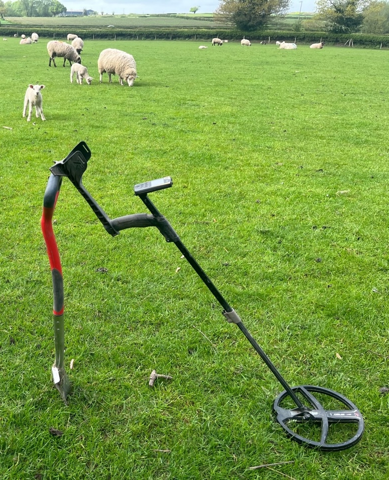Swing Beep Dig Repeat - Metal Detecting in the UK